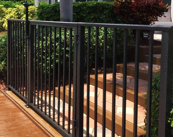 Mechanical Aluminum Gates - Fence Distributors