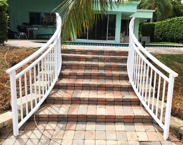 Welded Aluminum Railing - Fence Distributors